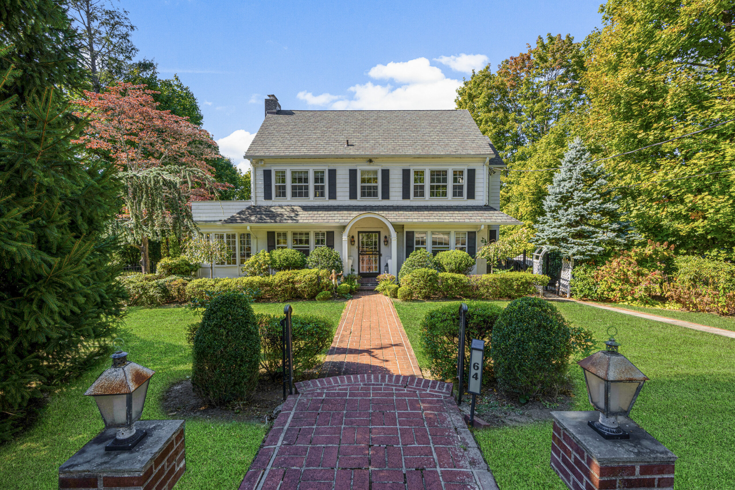 Welcome to 64 Overlook Road in New Rochelle | Larchmont and New ...